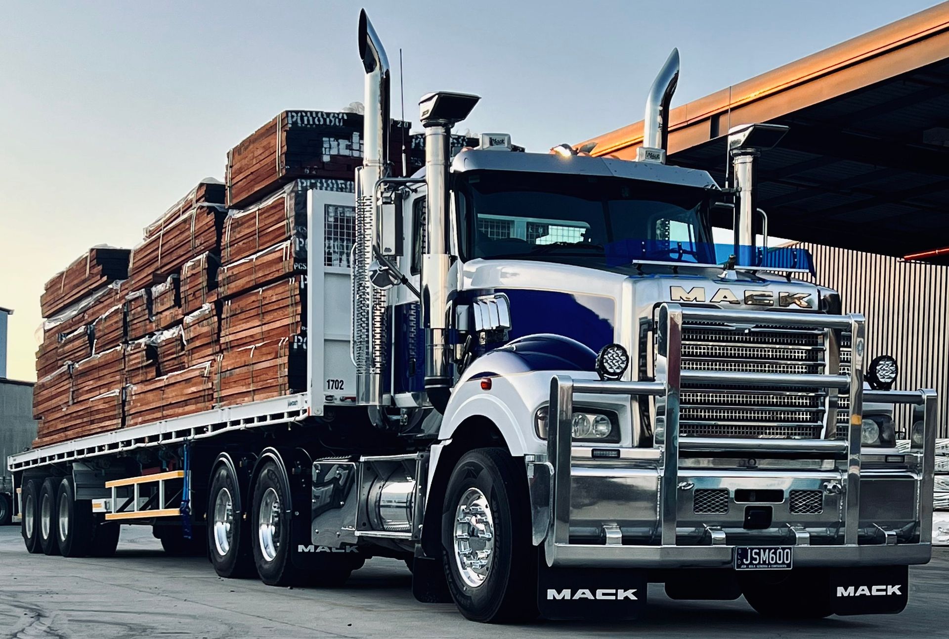 Mack Trucks | Contest